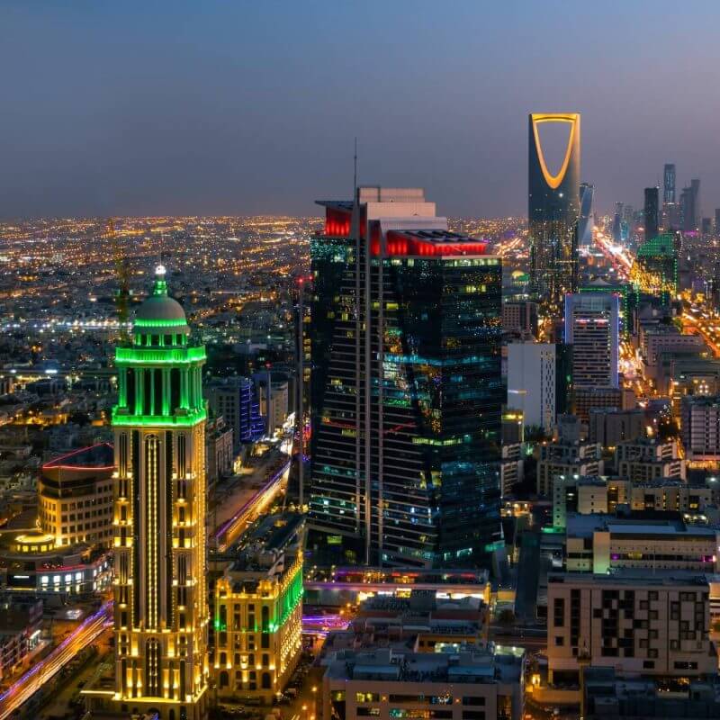 Riyadh: Oasis of Luxury – Black Pearl Holiday